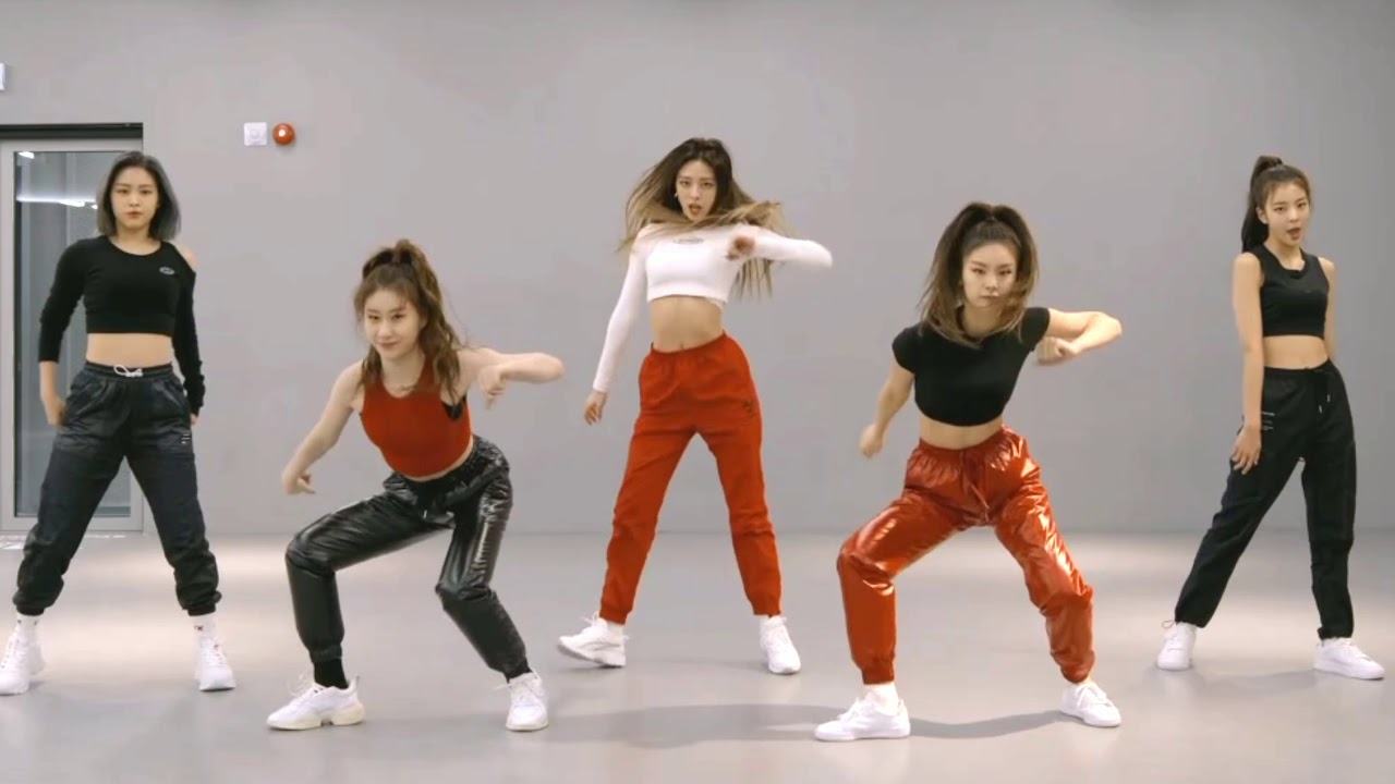 ITZY-"WANNABE" DANCE PRACTICE MIRRORED HD 4K - YouTube