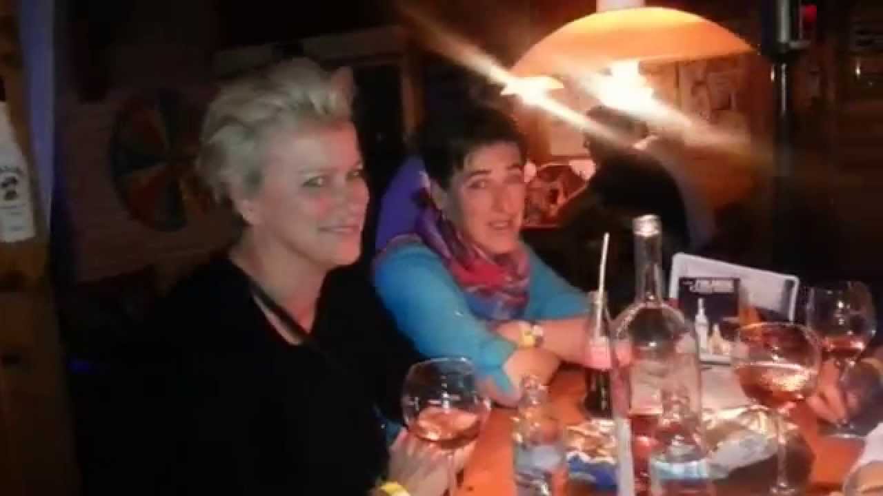 Joy's cafe 2015 04 09 Freya Band - YouTube