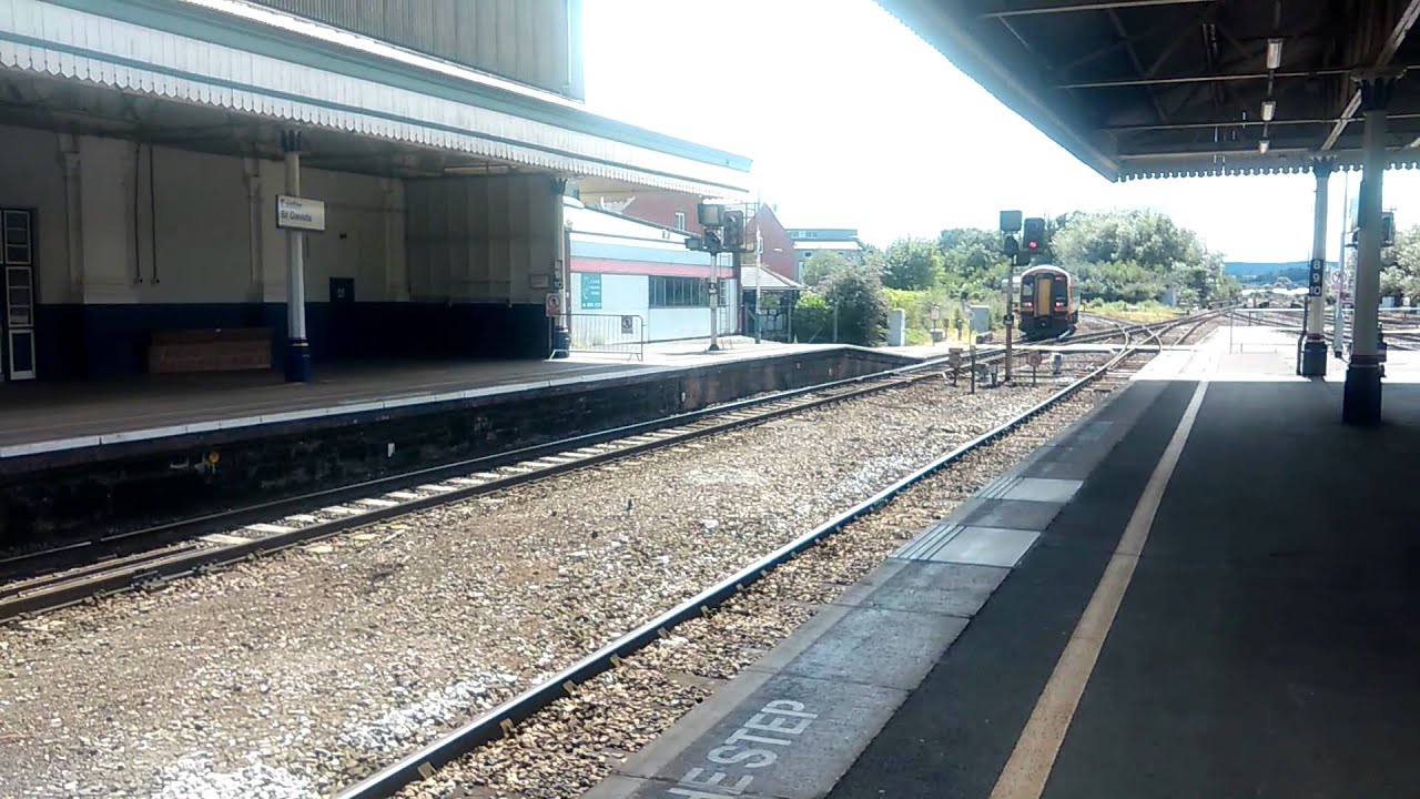 SWT Class 159 & Cross Country HST @ Exeter - YouTube