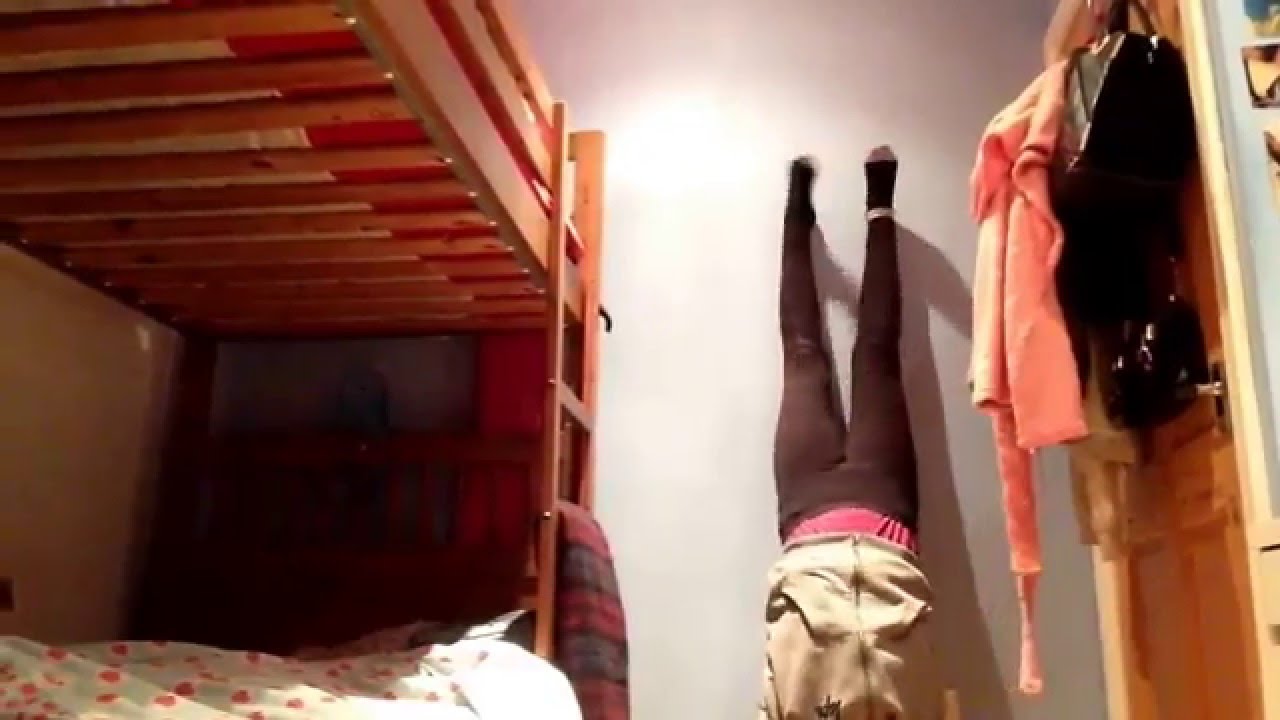 Handstand fail ! - YouTube