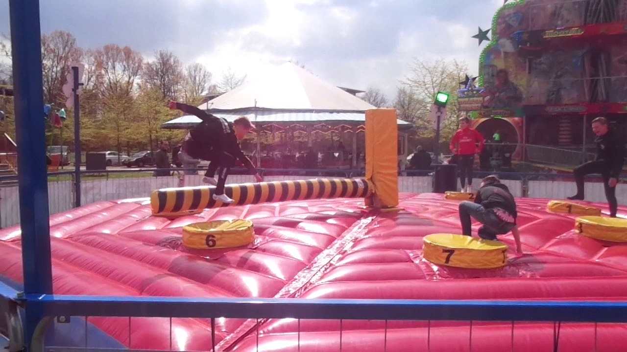 Mario Super Jump - Mad Mill - vd Molengraft-Commissaris - Bergen op ...