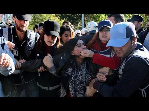 Angry protests in Turkey and beyond after arrest of pro-Kurdish HDP politicians - world