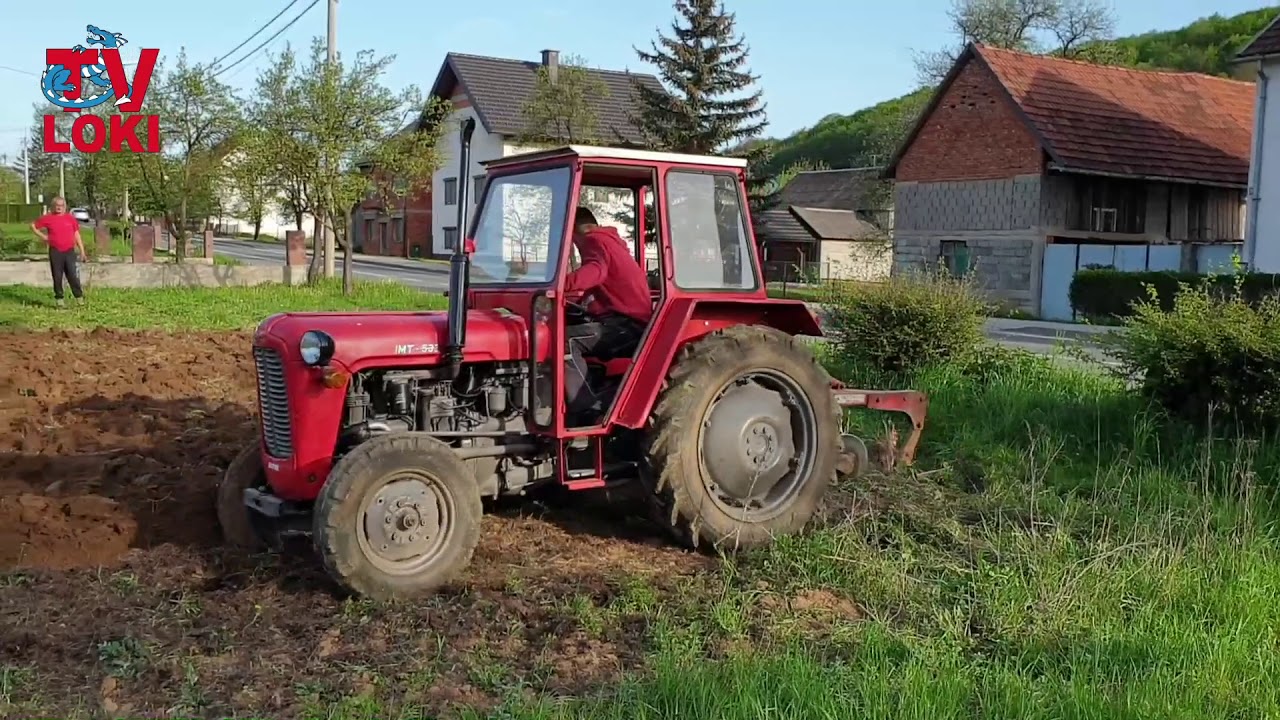 IMT 533 u oranju - YouTube