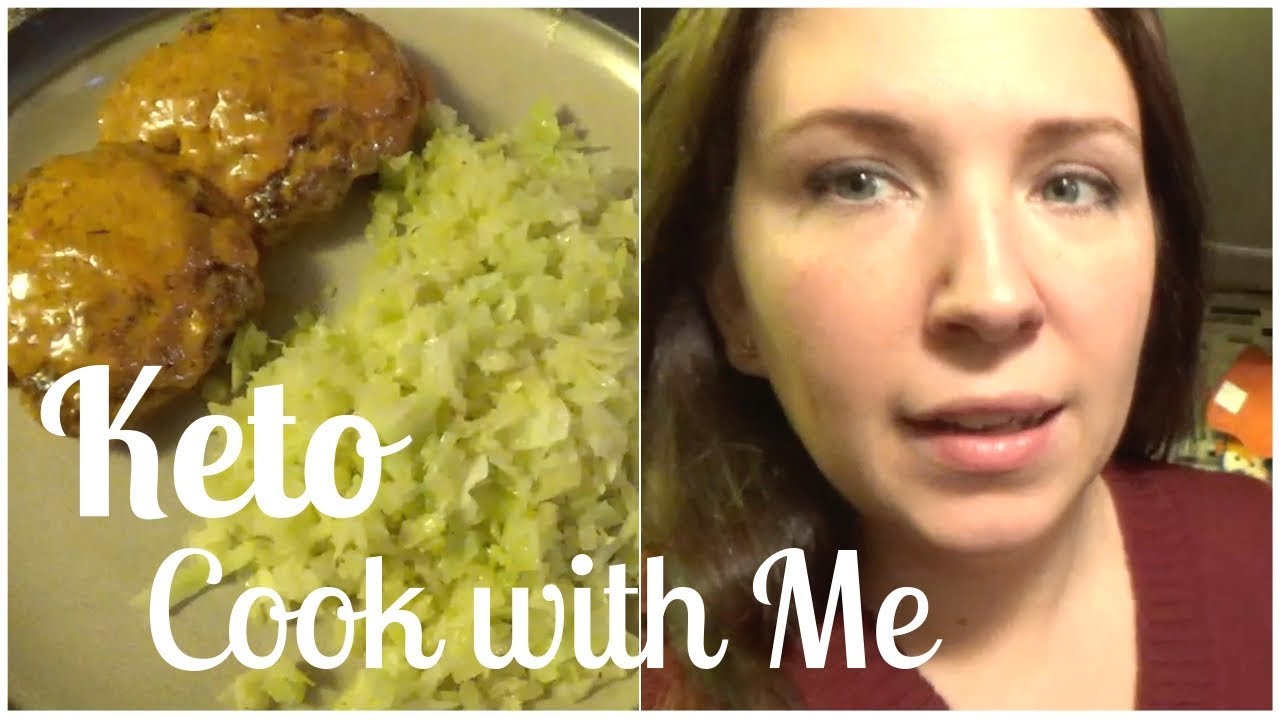 KETO COOK WITH ME | Keto Hamburgers & Butter Fried Cabbage - YouTube