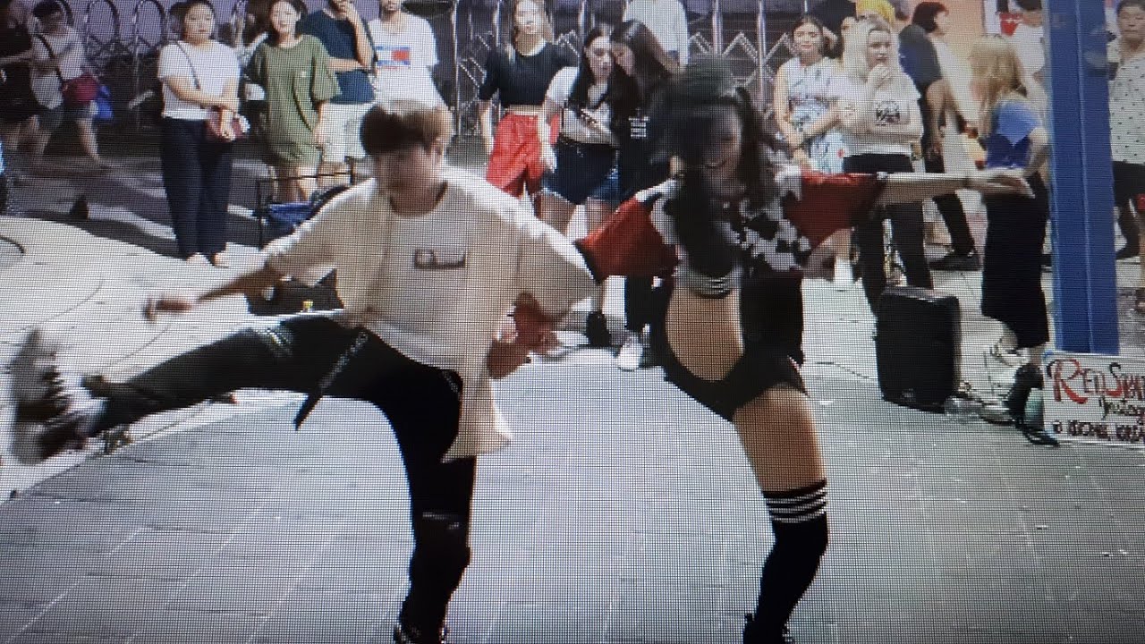 RED SPARK🤩. ACE 'UNDERCOVER' COVER. ENJOYING AMAZING ENERGETIC BUSKING ...