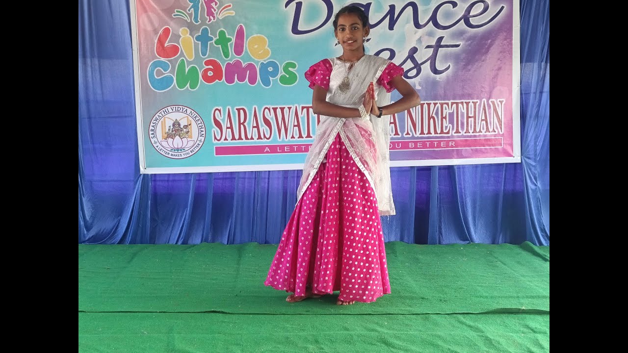 RA Ra Saami Song Performace _ Gayathri _ LITTLE CHAMPS DANCE FEST - YouTube