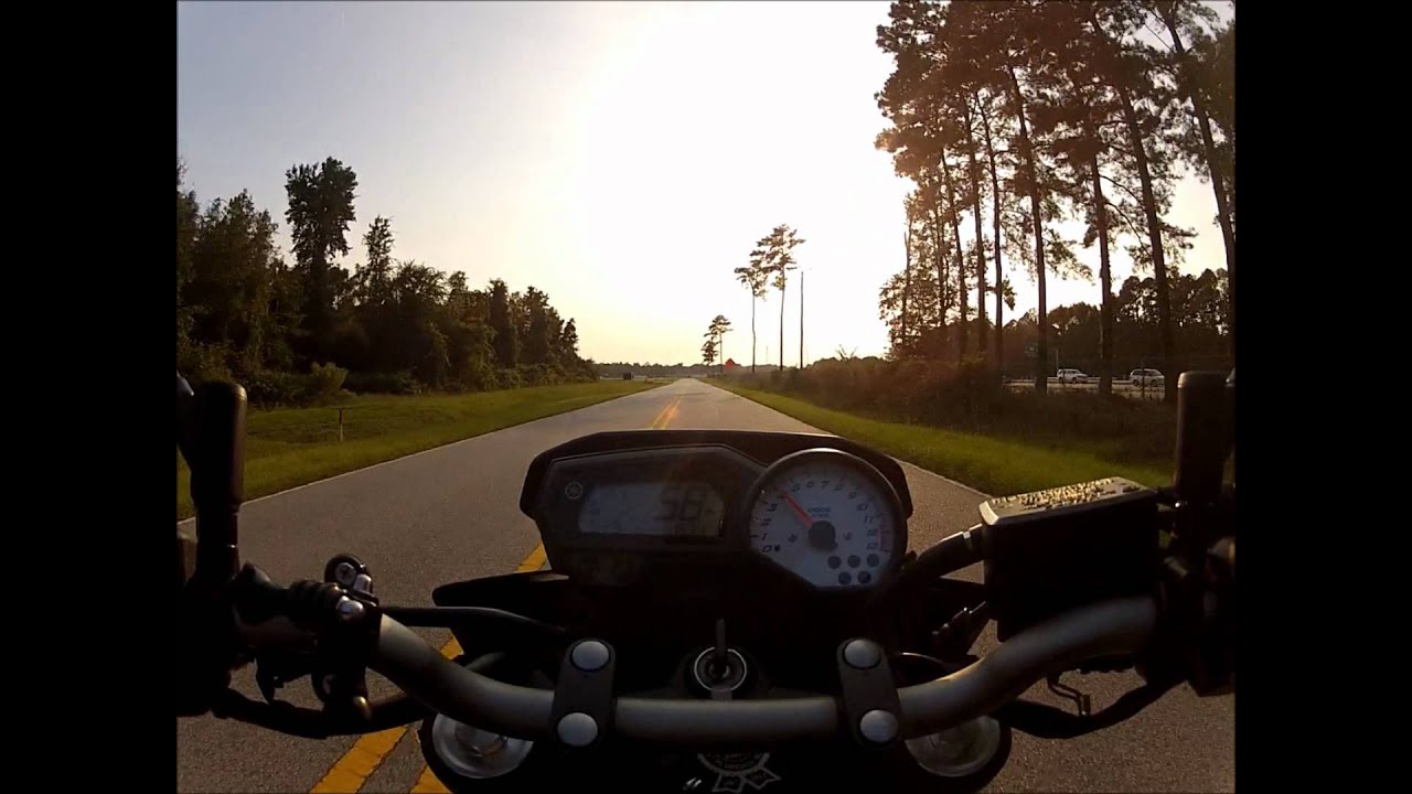 Yamaha FZ8 GoPro Handlebar vs. Tank mount - YouTube