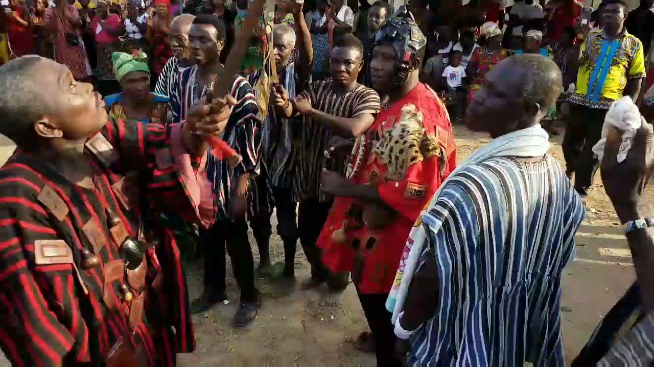 The traditional dance of the Chief at Battor Volta Region - YouTube