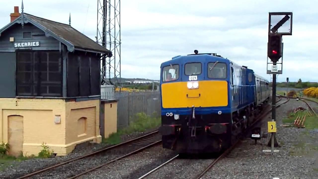 NIR Class 111 (8113) + Mk2 (Dalriada Railtour) Passing Through Skerries ...