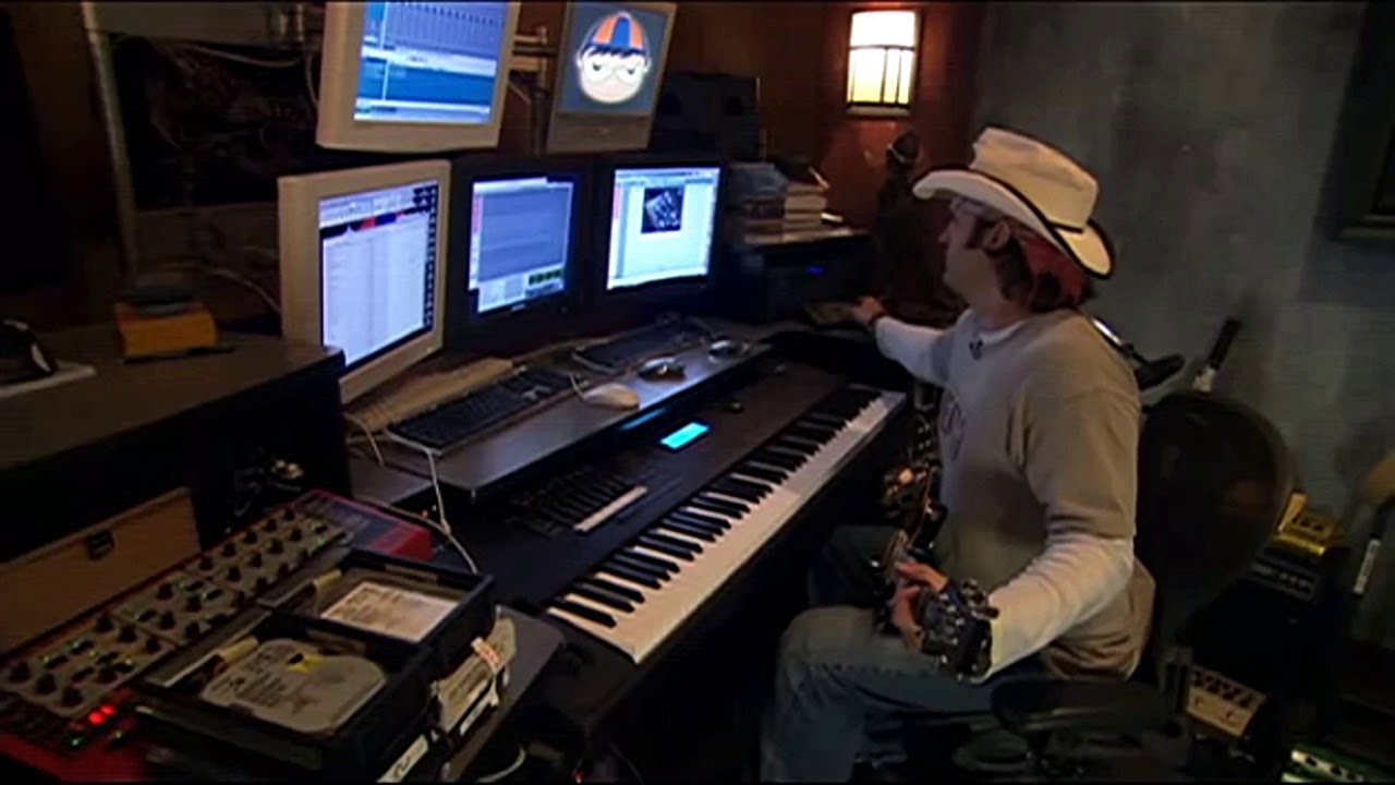 Robert Rodriguez - Inside Troublemaker Studios (2003) - YouTube