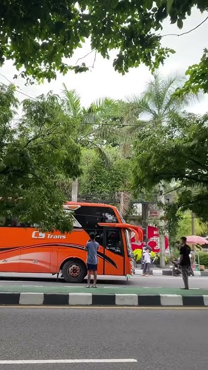 Cs Trans .. #basuri #buswisatayogyakarta #bustelolet #busmania #piknikbus #pariwisatayogyakarta ...