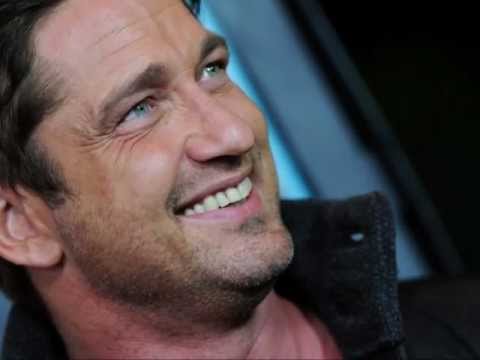 GERARD BUTLER CHASING MAVERICKS