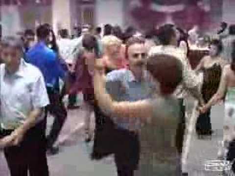 Türk erkeği dans ederse hatayı kabul ETMEZZ