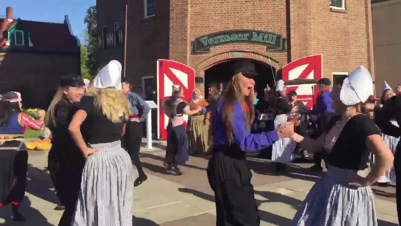 Pella Dutchesses 2019 - YouTube