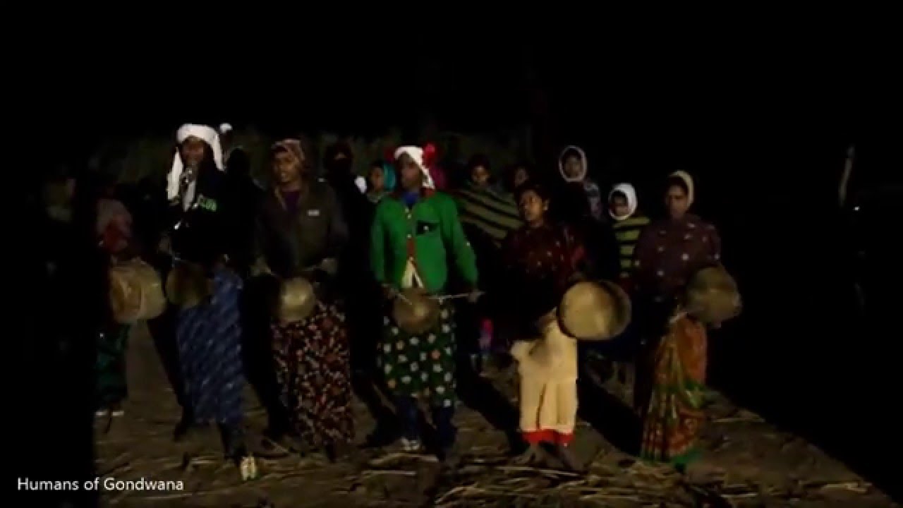 Timki (small side drum): Traditional Dance of Bastar Gonds - YouTube
