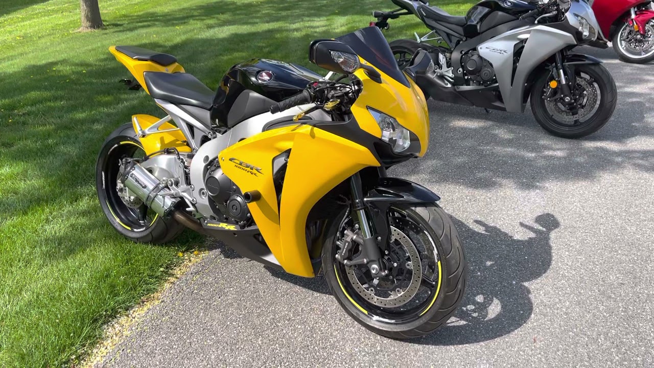 2011 Honda CBR1000rr - YouTube