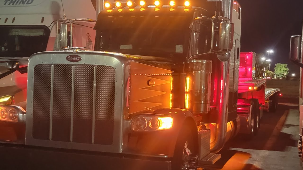 things to know about driving a stretched 389 - YouTube