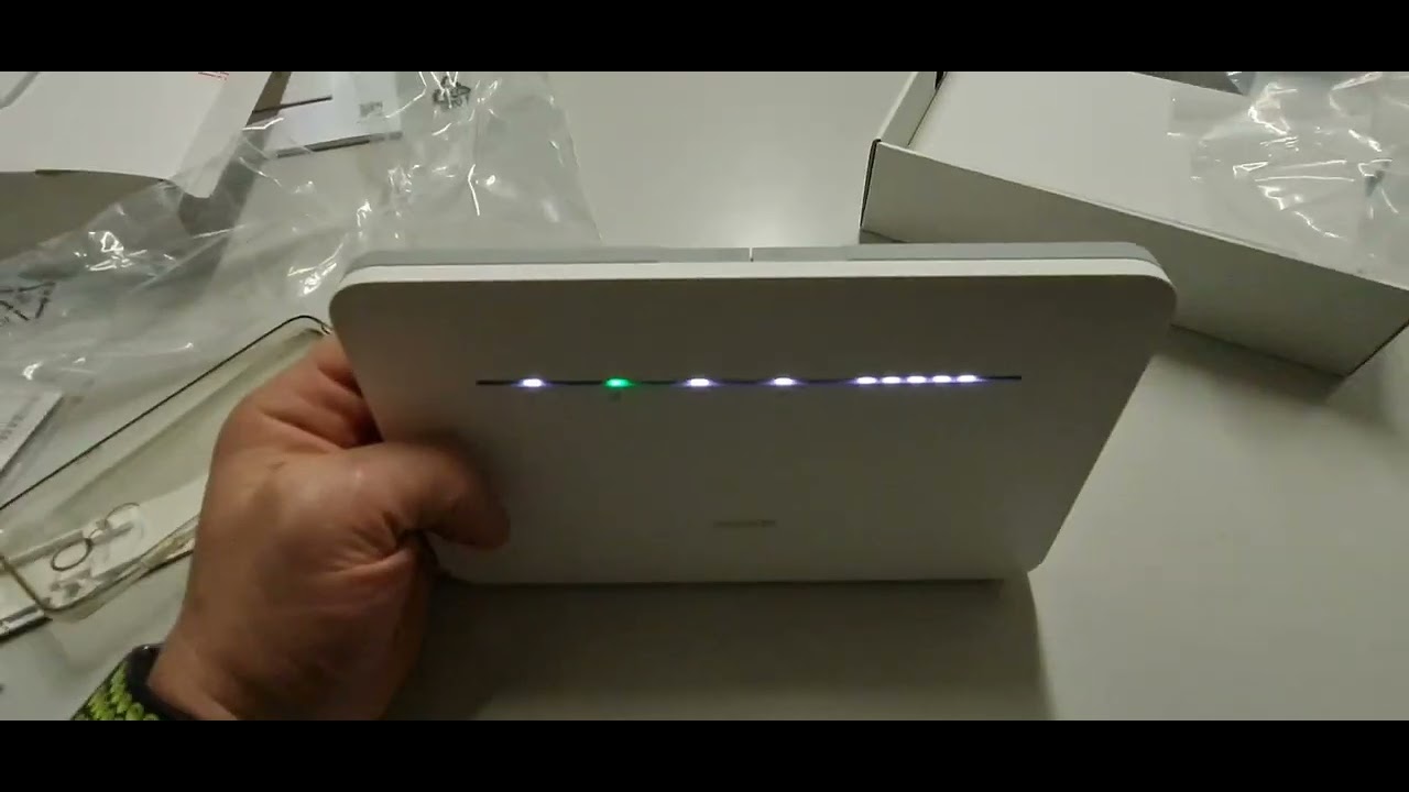 Huawei 4G+ Router Mobile 4G Wi-Fi Lte (Cat. 7) - YouTube