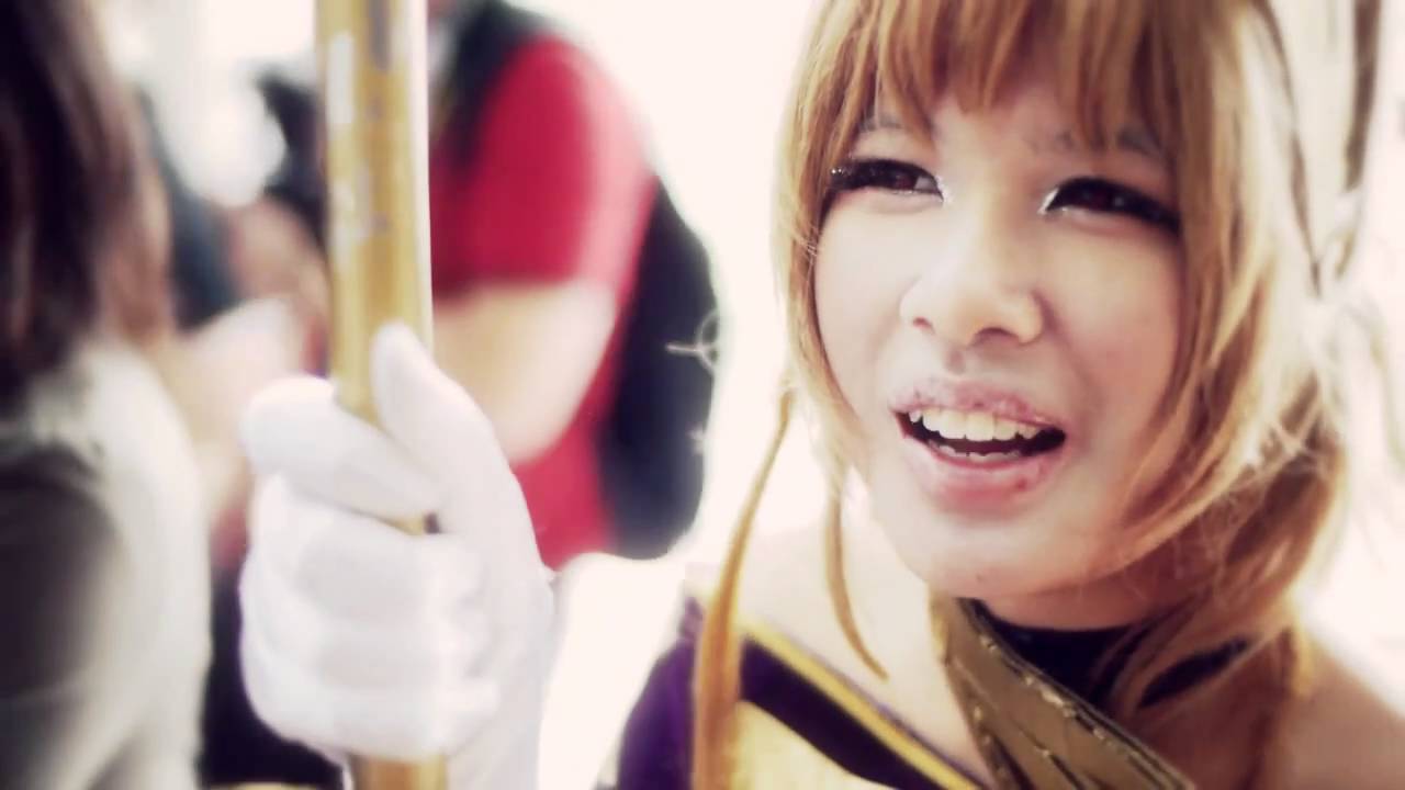 Omake Studios @ Comifest 2011 - YouTube