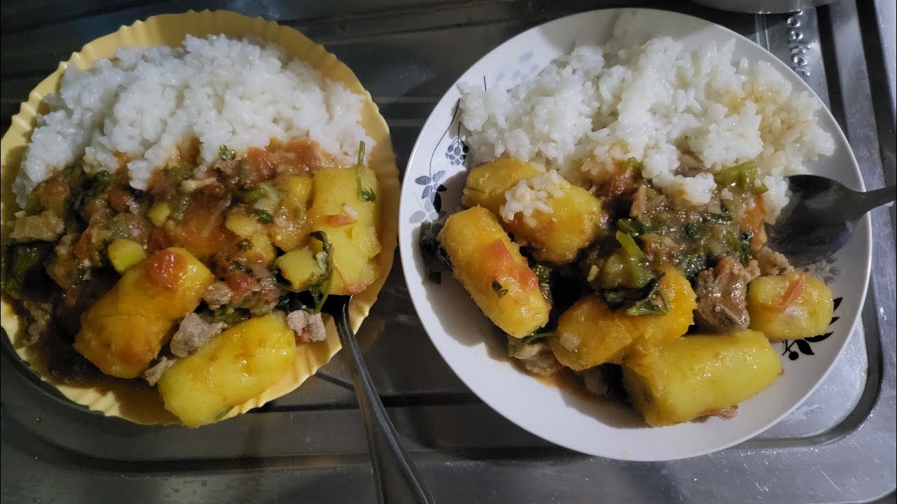 Preparing Delicious Meal(Matoke) in Nairobi City @iammarwa @DeeMwango ...