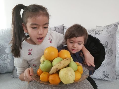 Hasan ablanın sözünü hiç dinlemiyor evi kirletiyor..