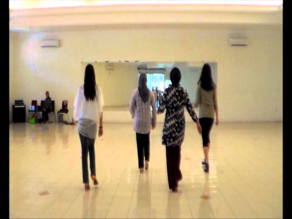 Strait Cha Cha Linedance - YouTube