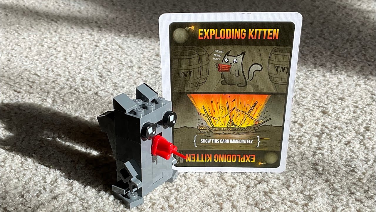 How to Build a LEGO Exploding Kitten - YouTube