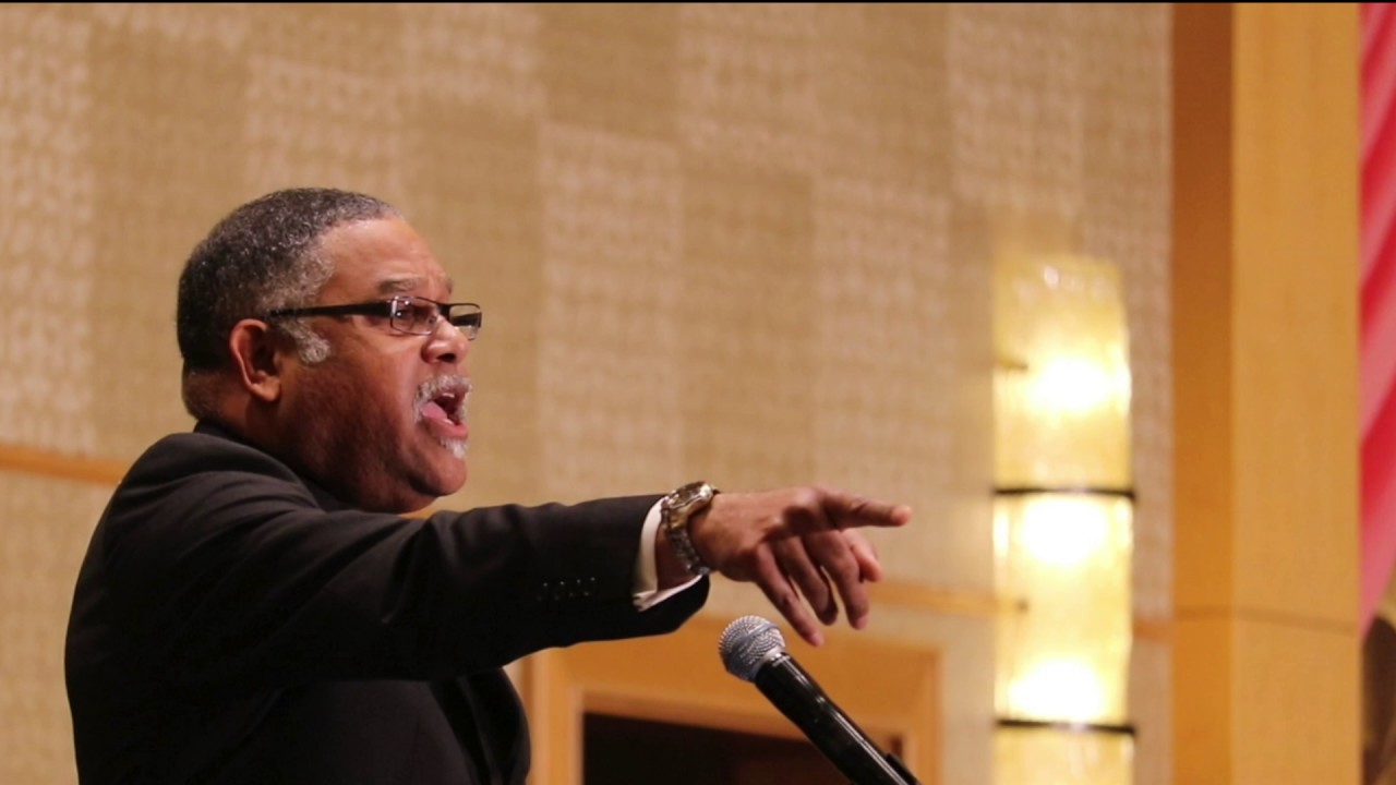 Dr Wilmer Leon on Wallstreet, Private Prisons, Jeff Sessions and the ...