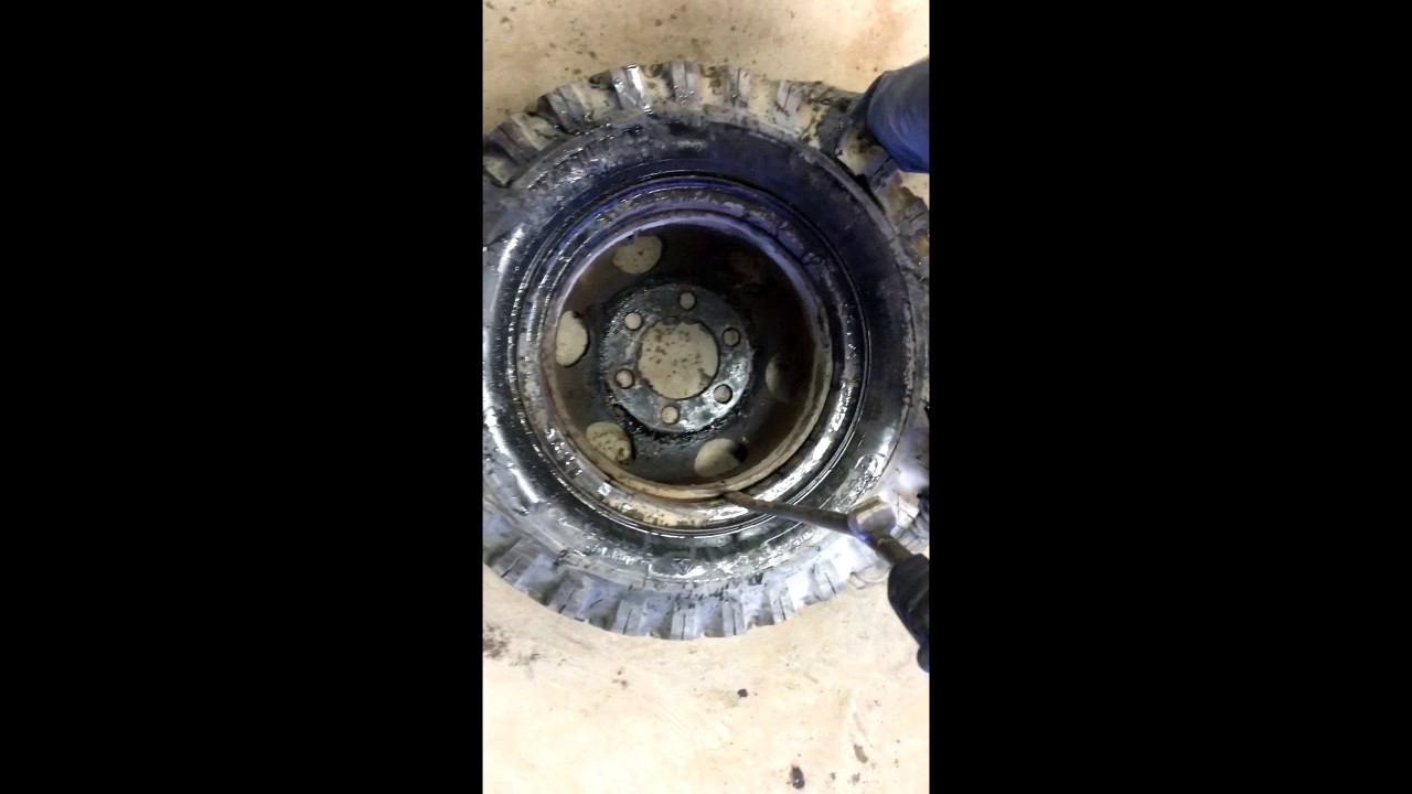 How To Dismount a Split Wheel/Widow Maker - YouTube