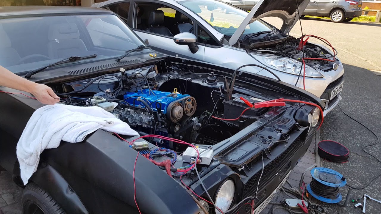 Ford Capri 2.0s ST170 First Start - YouTube