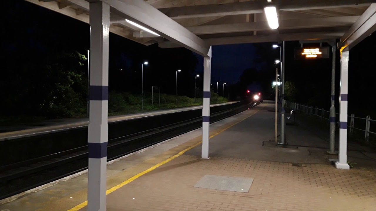 Mayflower 61306 June 13th 2019 passing through Sandling railway station ...