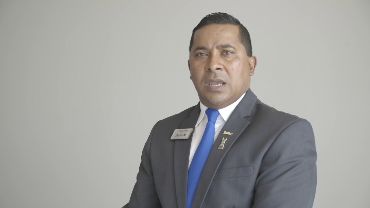 Yusuf Jinoo - Radisson Blu Hotel Waterfront - Concierge - YouTube