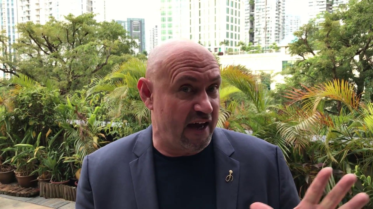 Testimonial Andrew Bryan after Keynote Speech Tom Lightning - YouTube