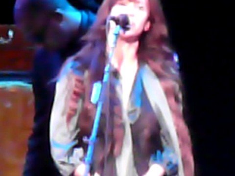 Alanis NYC intro/uninvited 9.26.08