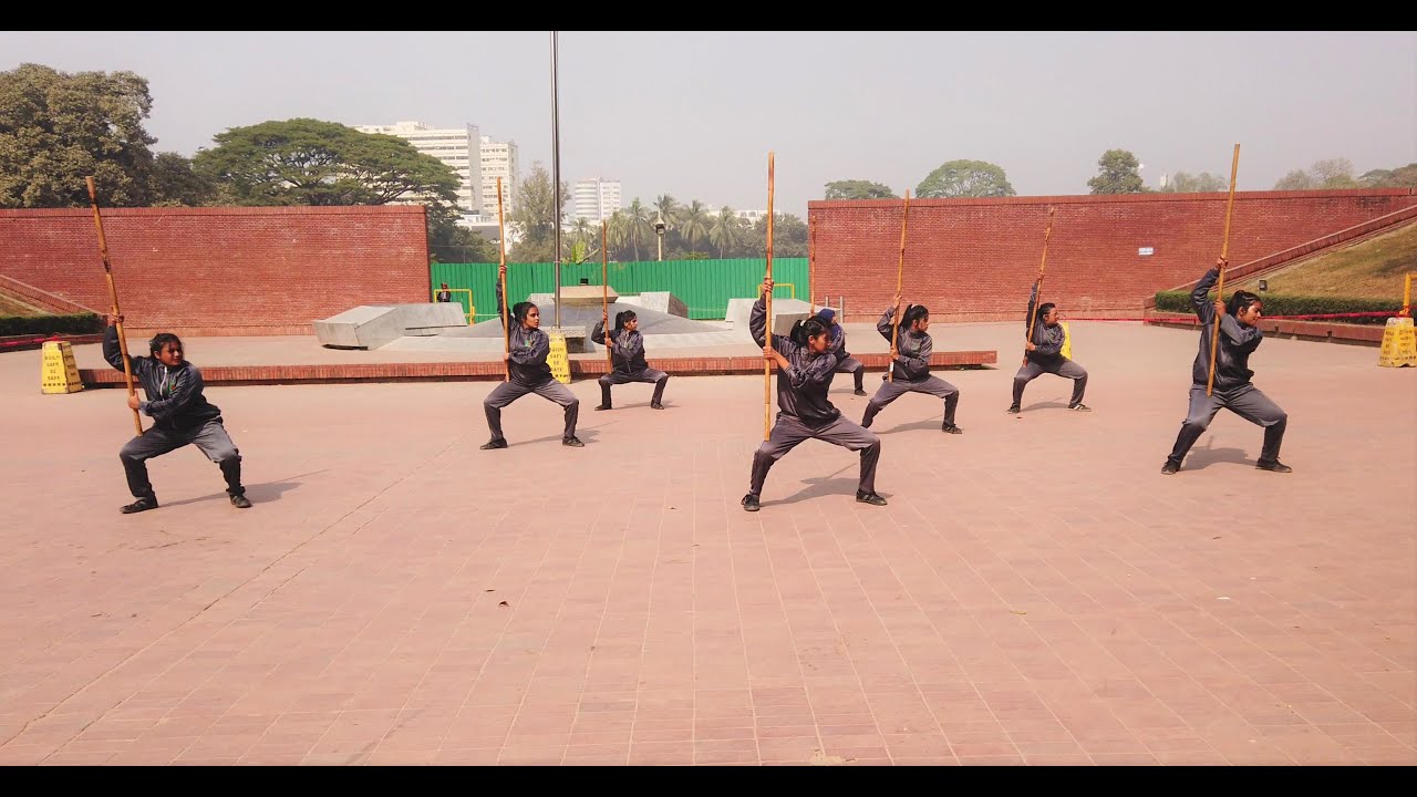 Traditional Shaolin Yin Shou by Female Student - YouTube