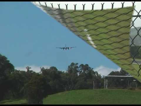 Lockheed Neptune P2V-7: Two Landings - YouTube