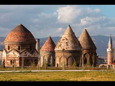 Ali Haydar Gül - Bir Elinde Nargile (Erzurum)