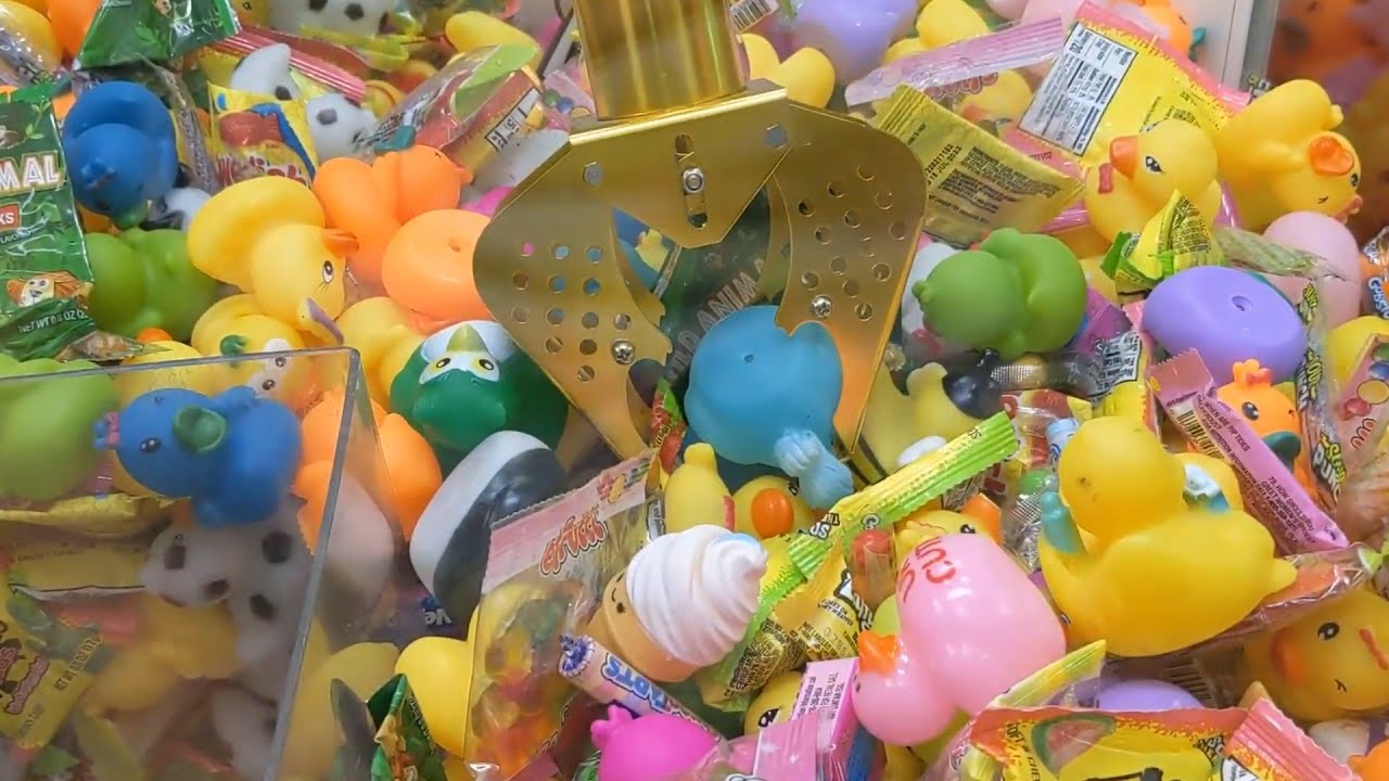 duck catcher claw machine [2] 5$ challenge - YouTube