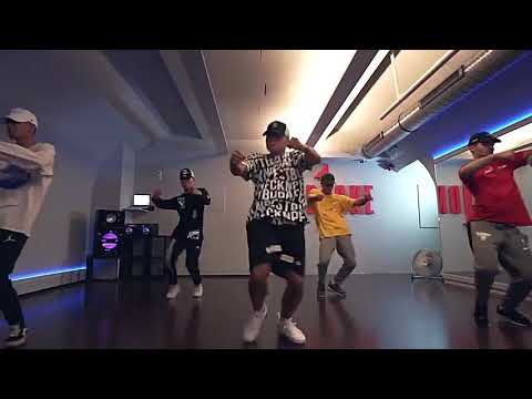 R3D ONE  abusadamente versión coreografía
