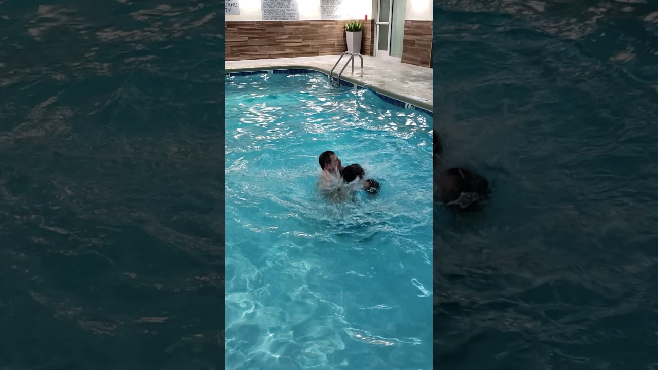 Real reality/ fat man in the pool - YouTube