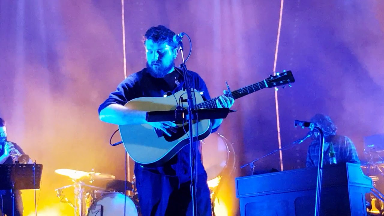 Bear's Den - Crow at Hammersmith Apollo 20/2/20 - YouTube