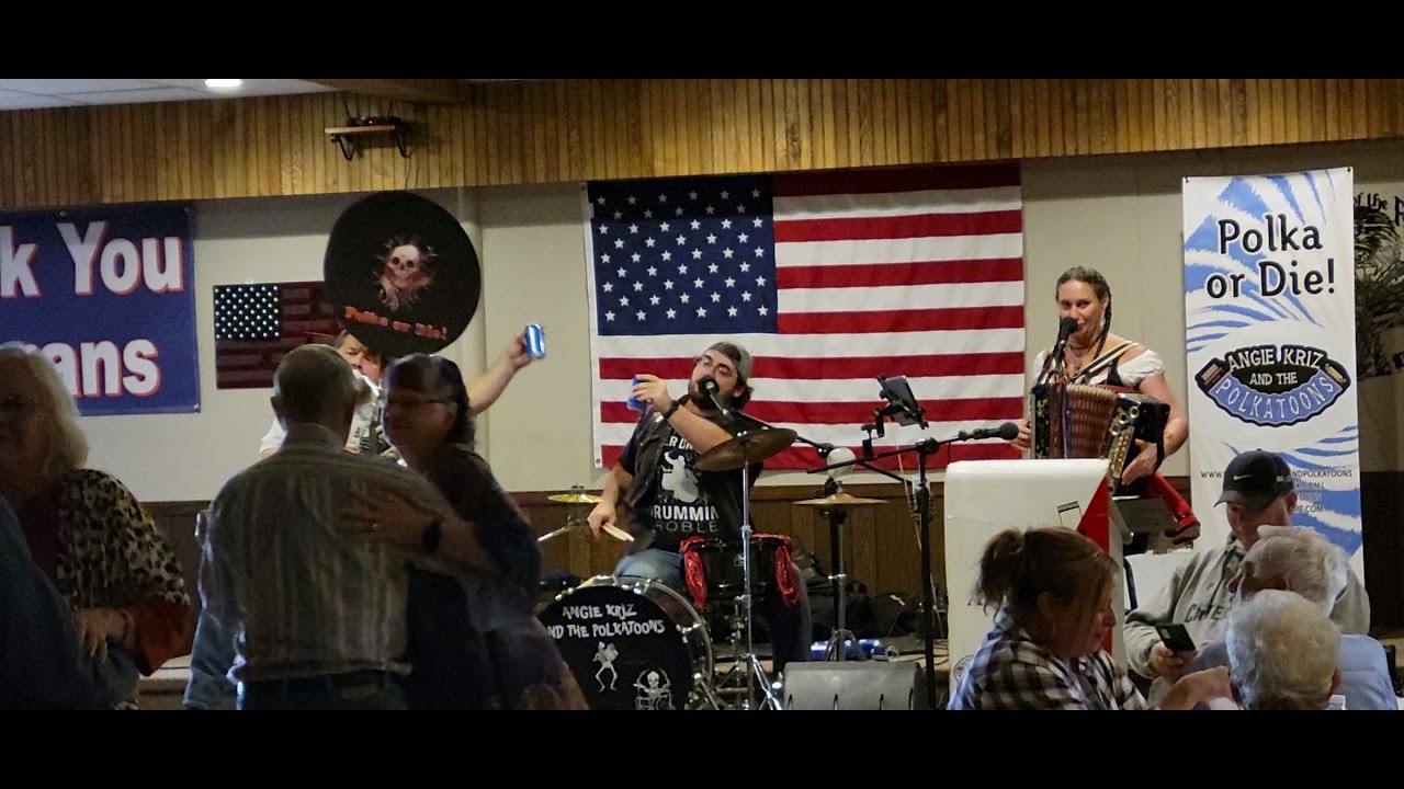 Angie Kriz and the Polkatoons - Ice Cubes and Beer - YouTube