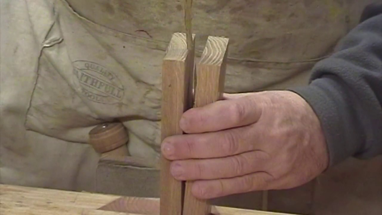 Chisel Rack - portable from cabinet to bench - YouTube