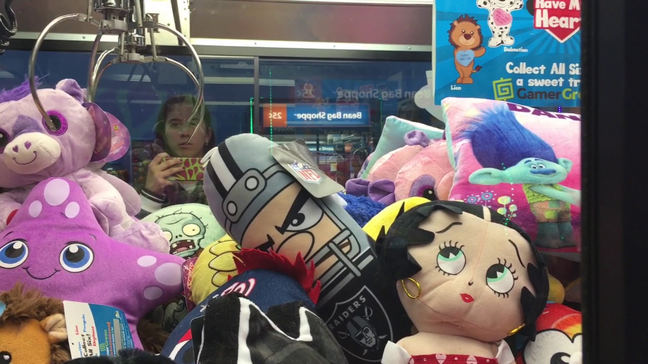 4 in 1 New Valentine plush Claw Machine ️ - YouTube