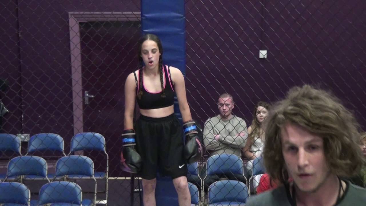 Solid Impact 4: Mellissa Rowe vs Chelsea Moore - YouTube