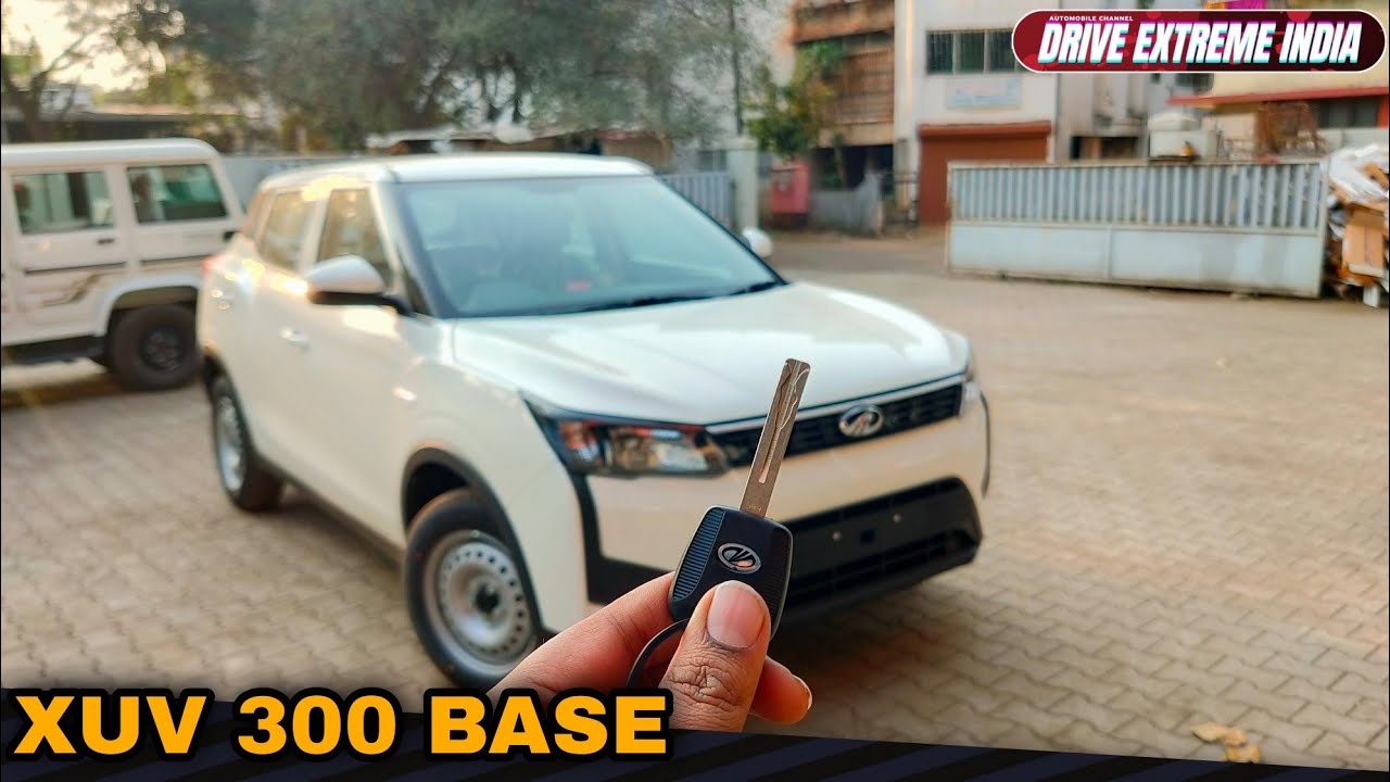 Mahindra XUV 300 Base W4 Model walkaround review - Petrol !! - YouTube