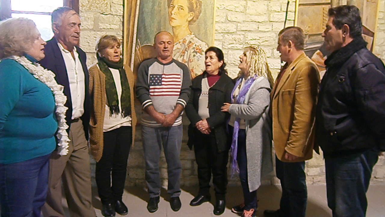 ΠΟΛΥΦΩΝΙΚΟ ΤΟΥ ΔΗΜΟΥ ΦΙΝΟΙΚΑΙΟΝ..ΤΗΝ ΑΜΜΟ ΑΜΜΟ ΠΗΓΑΙΝΑ - YouTube
