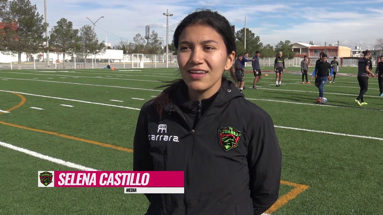 Entrevista Selena Castillo (27 de diciembre 2019) - YouTube