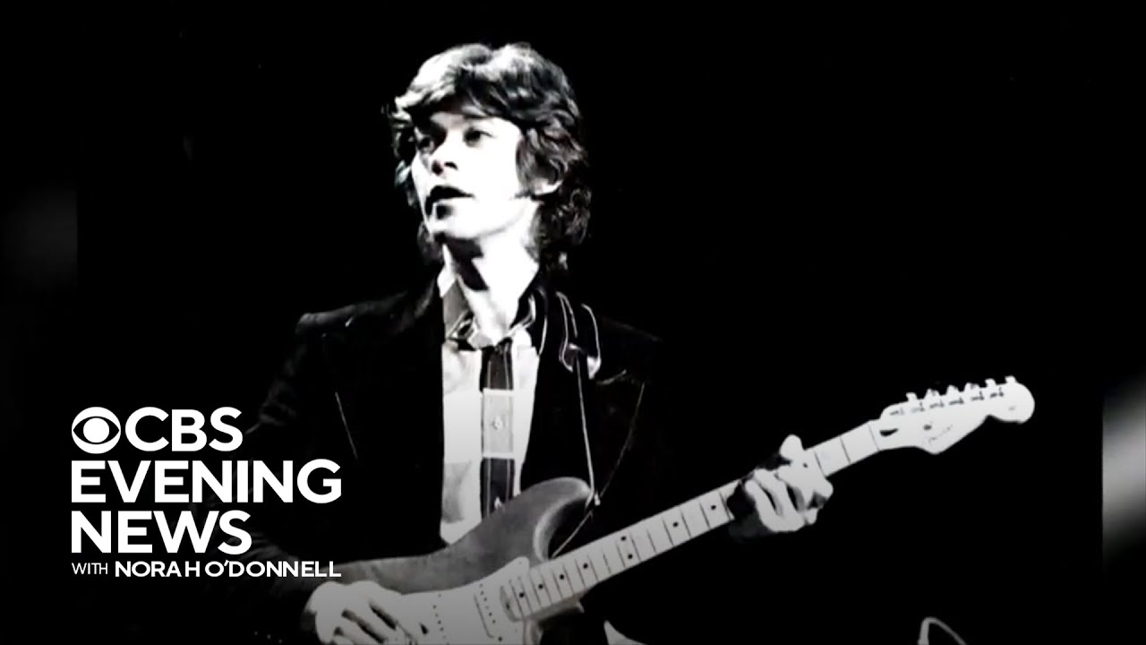 Acclaimed musician Robbie Robertson, who co-founded The Band, dies at ...