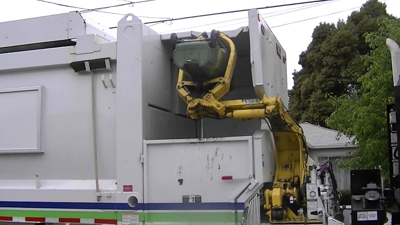 Heil's New Multitask Side Loaders in Berkeley! Garbage and Organics ...